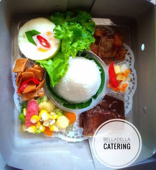 Bella Della Kitchen - Kota Surabaya | Mbizmarket.co.id