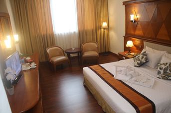 Mutiara Merdeka Hotel - Kota Pekanbaru | Mbizmarket.co.id