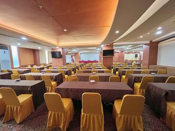 ABADI SUITE HOTEL DAN TOWER - Kota Jambi | Mbizmarket.co.id