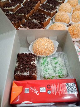 Risa Kinaryosih Catering - Kota Malang | Mbizmarket.co.id