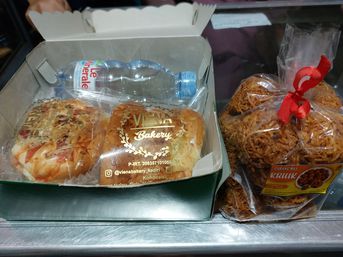 Kios Roti Tety - Kota Kediri | Mbizmarket.co.id