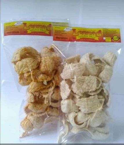Kerupuk Kepela Lele original dan pedas - Merah - Pedas