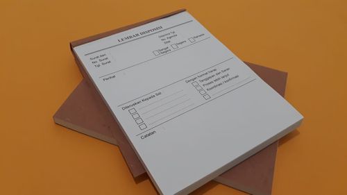 Blanko kwitansi Bahan Kertas HVS 60gr (1 Buku = 100 Lembar)