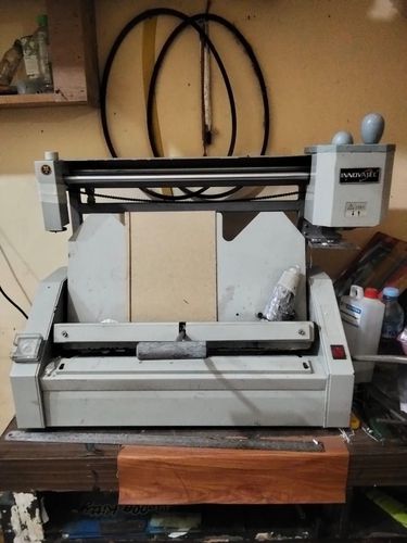 Penjilidan (Laminasi)