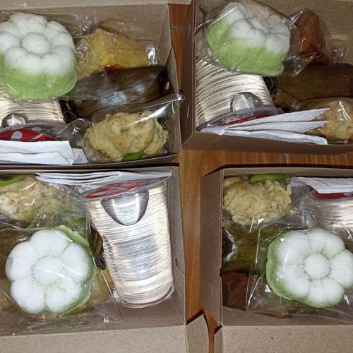 Paket Nasi dan Snack Box : Snack 2x, Nasi 1x