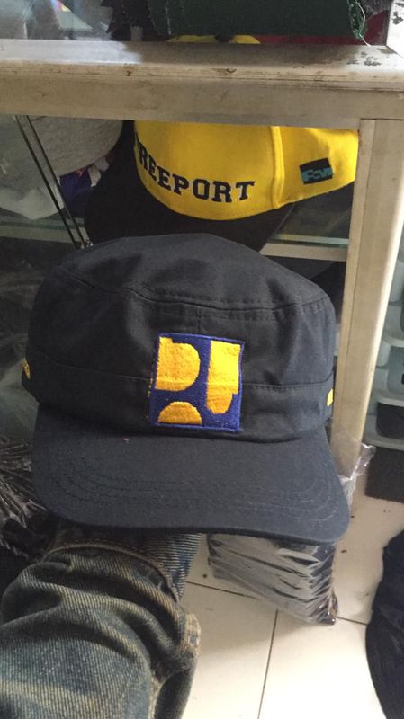 Topi Custom