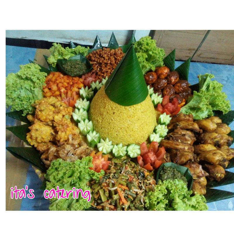 Tumpeng Besar