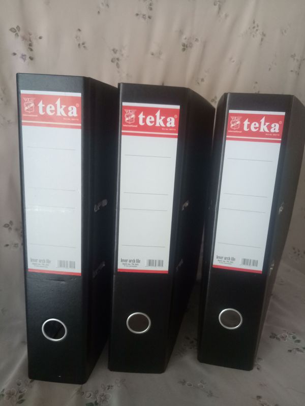 Odner Teka Folio 101 Merah