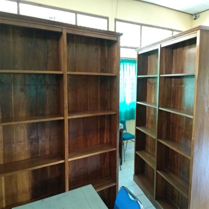 Rak Buku Perpustakaan