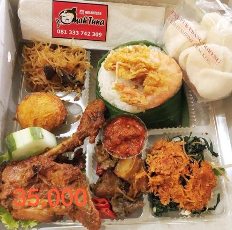 NASI BOX LENGKAP