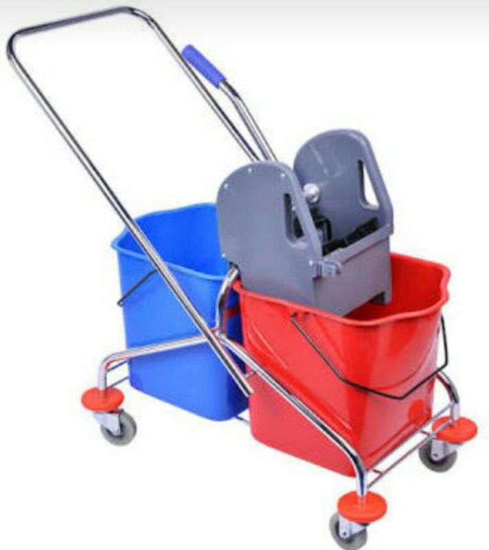 DOWN PRESS DOUBLE BUCKET MOP / EMBER DILENGKAPI PEMERASAN DORONG ISI DUA