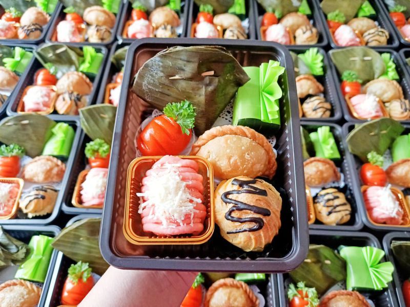 SNACKBOX KUE MINI - KUENAMPANSIDOARJO - Isi 5