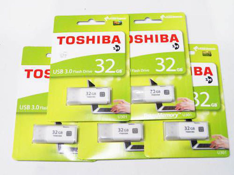 Flashdisk TOSHIBA 32 GB