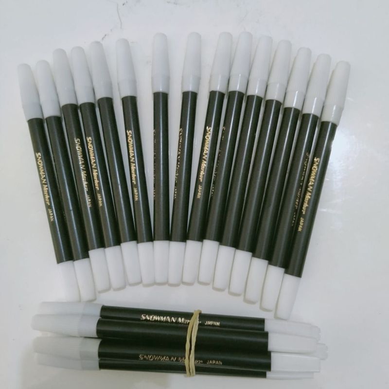 Spidol Kecil Warna Hitam