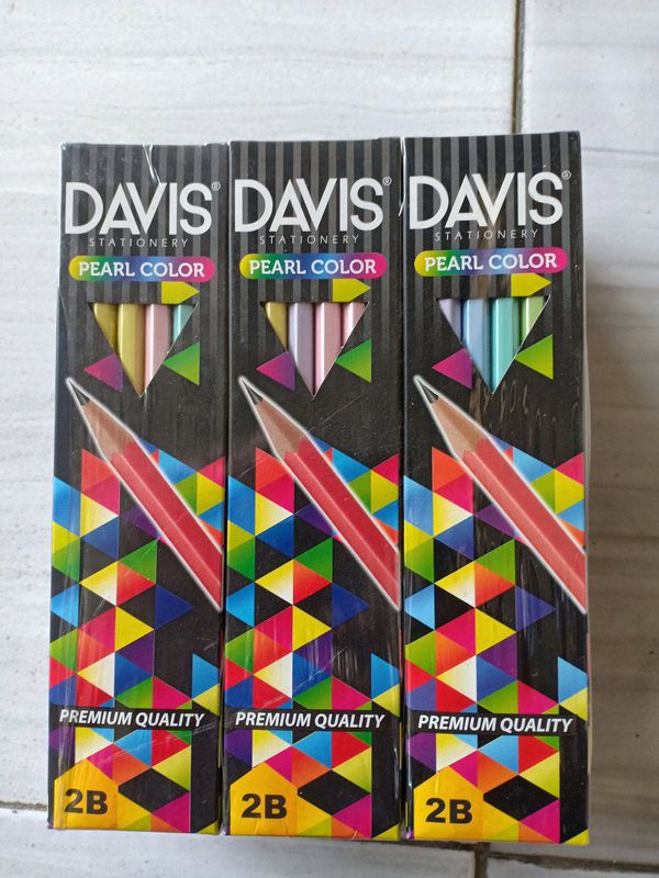 Pensil 2B Davis