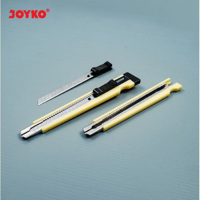 cutter ukuran sedang