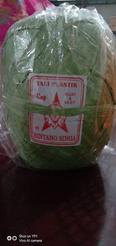 Tali Rafia 1kg