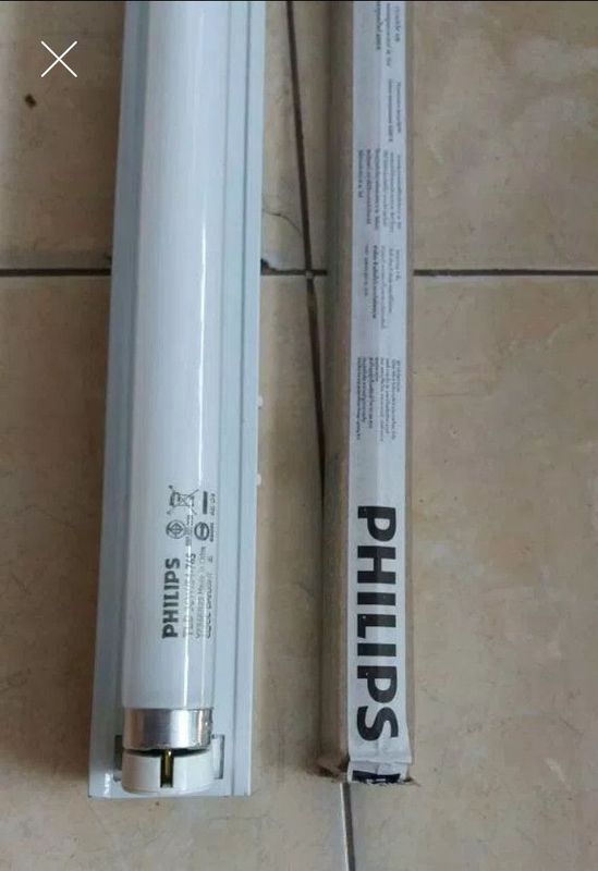 Lampu Philips (Lurus) Kapasitas 24w