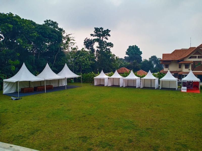 Tenda Sarnafil ukuran 5x5 m