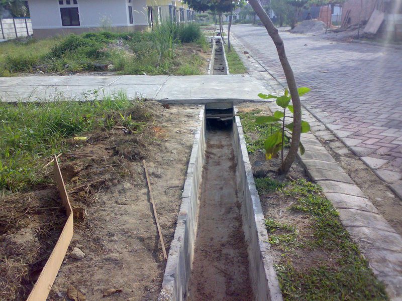 Pemeliharaan Saluran Air/Selokan Sekolah