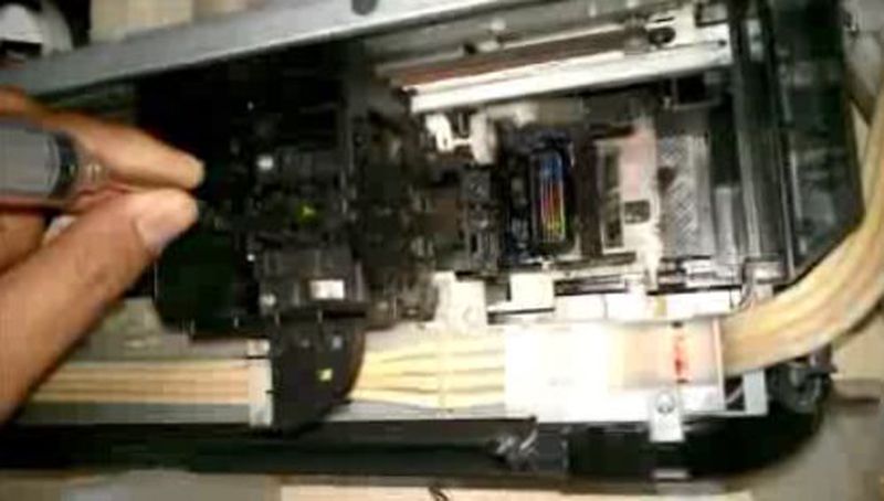 Perbaikan Printer Epson service head