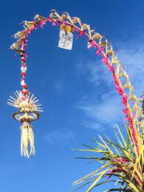 Penjor Bali (sederhana)