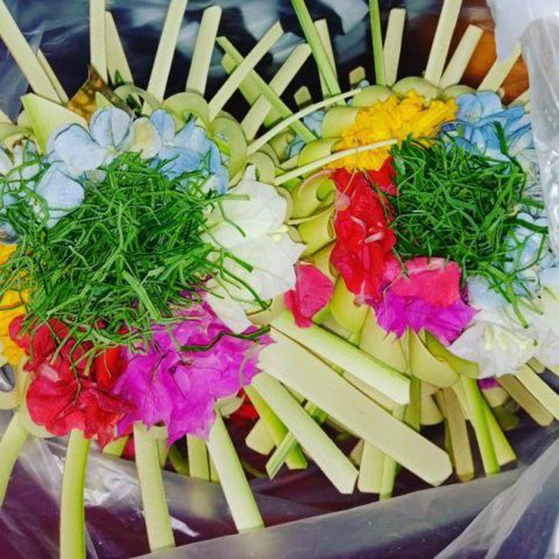 Canang by Bhakti Luih Banten