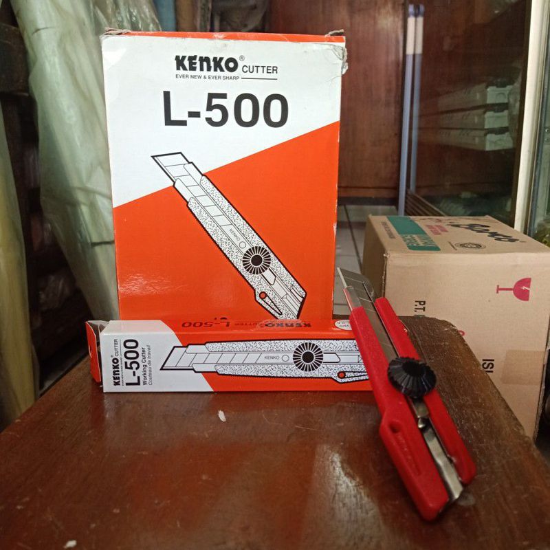 Cutter Spesifikasi : L-500