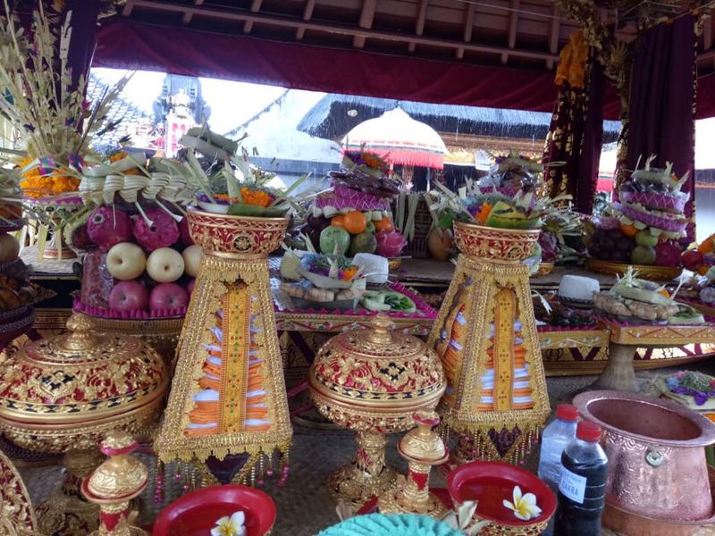 Banten Odalan Mepebangkit