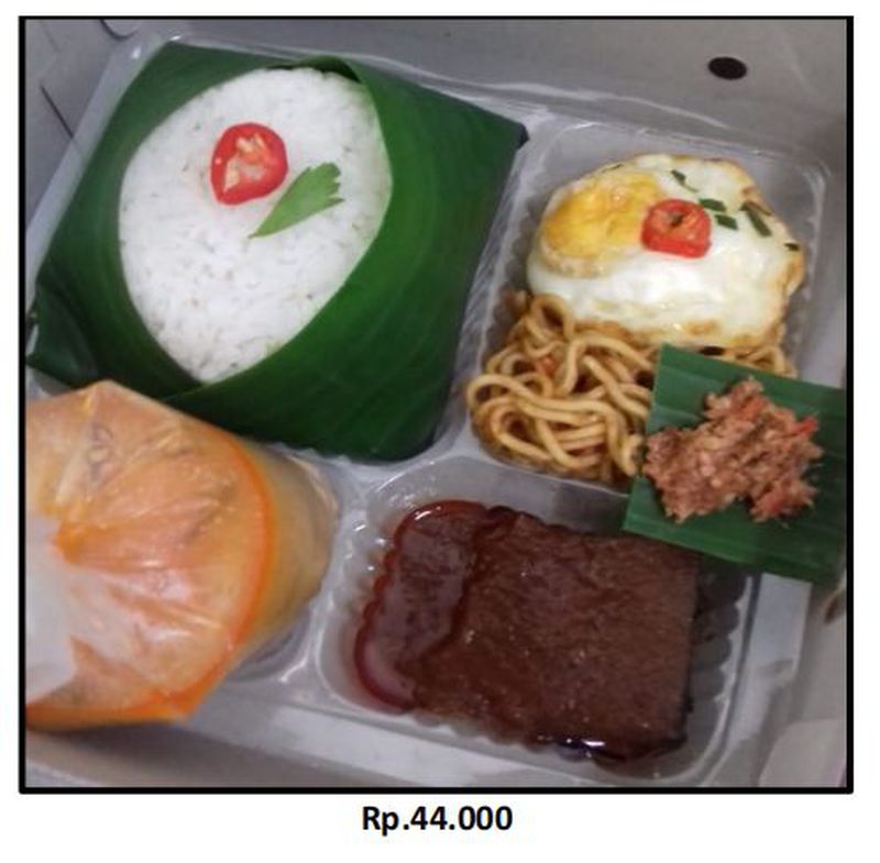 NASI KOTAK + AIR MINERAL