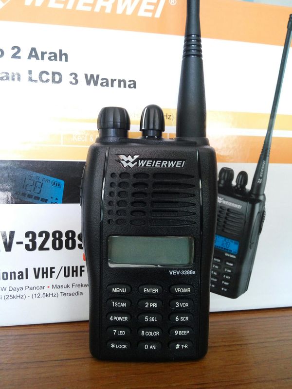 Radio Komunikasa Handy Talky(HT) Weierwei 3288s Uhflow 350-390mhz