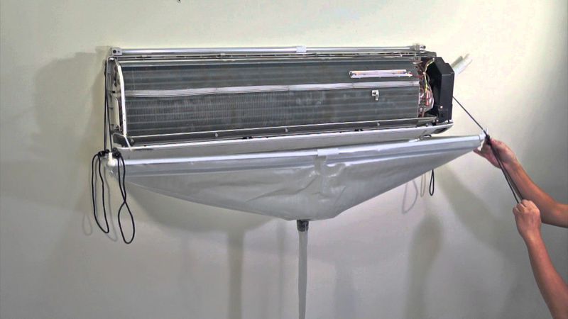 Pemeliharaan AC (AC Split) Gedung I (Cleaning AC Split)