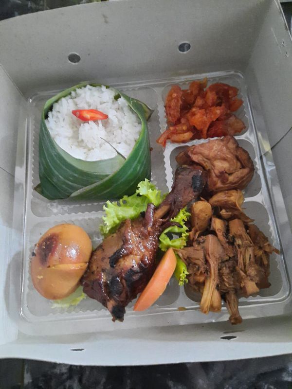 Brilliant Nasi Box Paket B (Nasi Gudeg)