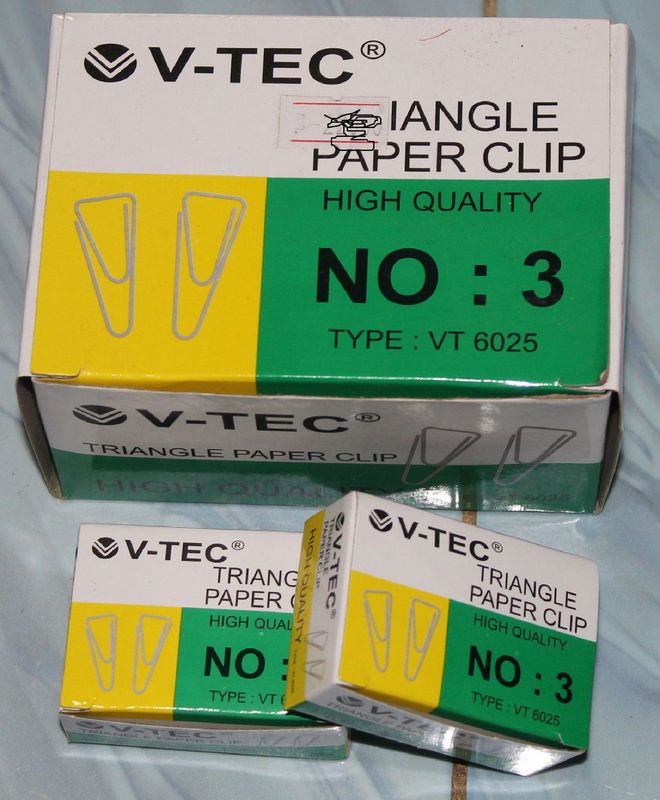 Paper Clip No. 3 V-Tec (1 box isi 10 kotak)