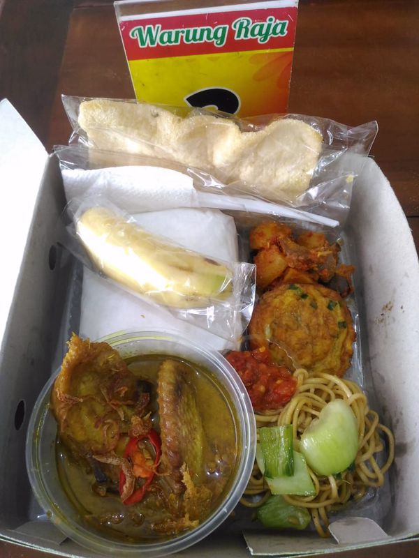 Nasi Kotak Paket G2 (Ayam Kare Potong)