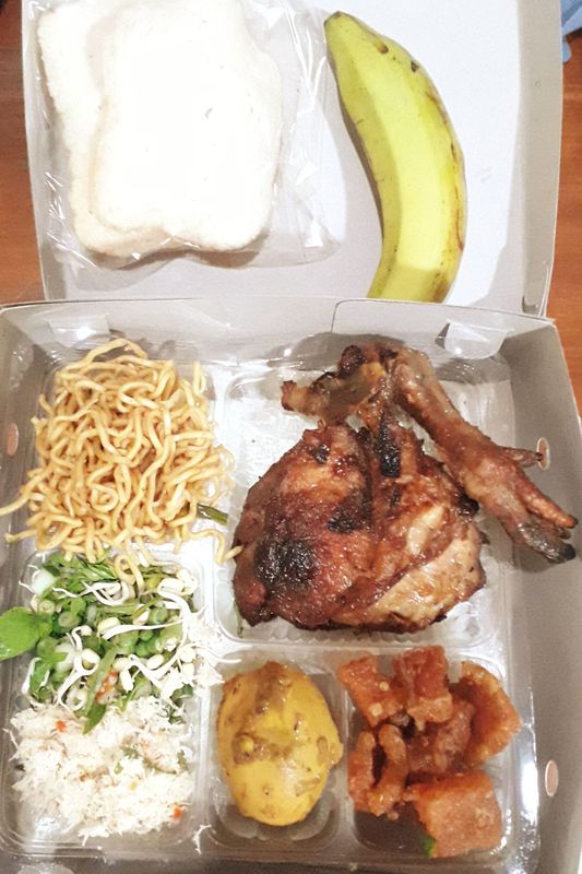 Nasi bok paket punjungan 2