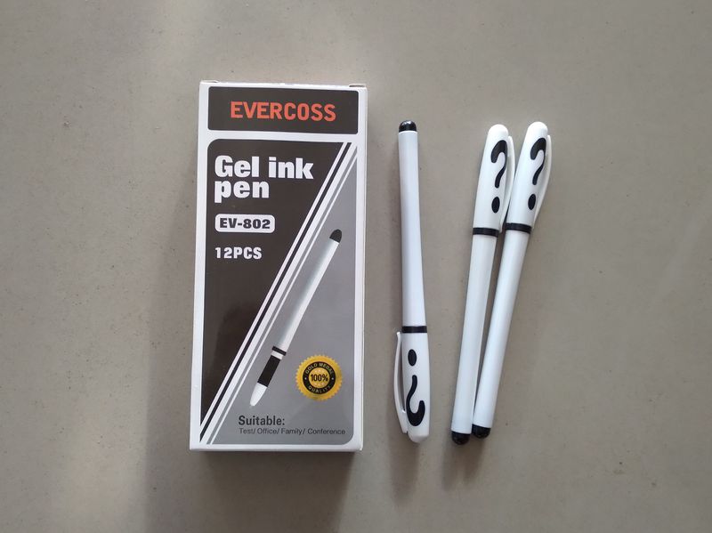 Pulpen Evercoss Gel