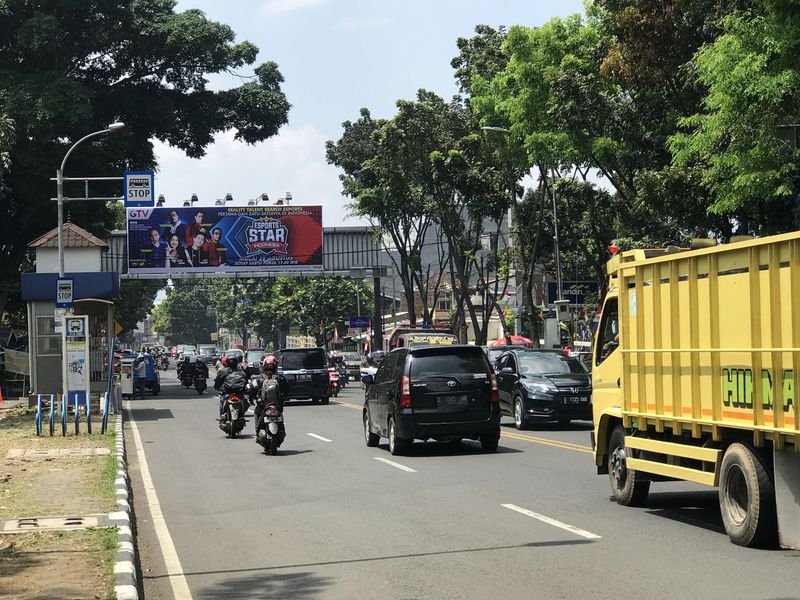 Pemasangan dan Cetak Baligho ukuran 3 meter x 5 meter