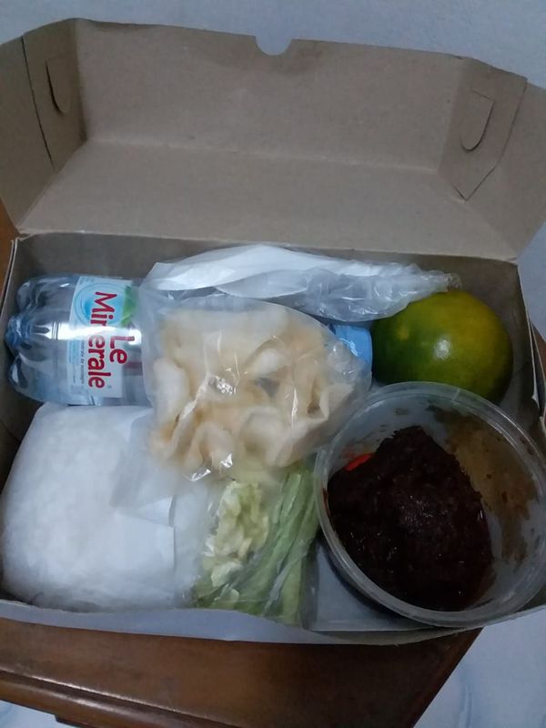 Paket Makan Enak