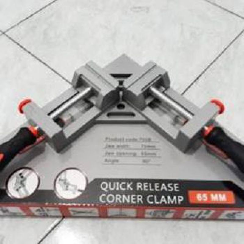 Corner clamp