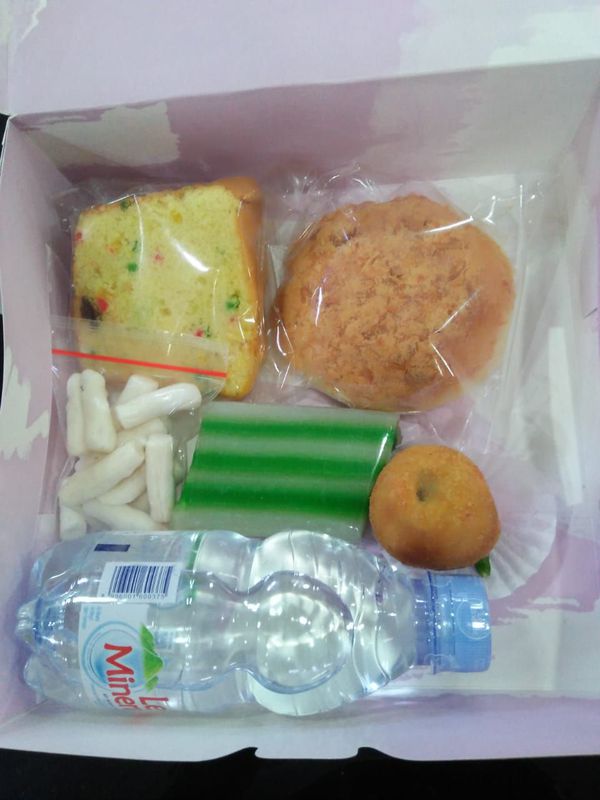 SNACK DUS PAKET 1 Rp.25.000,-