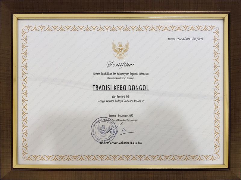 Bingkai Sertifikat / Piagam