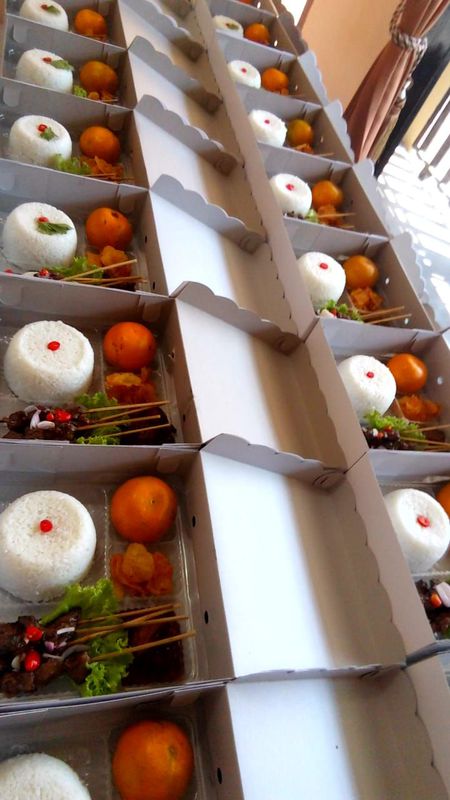 Nasi Putih Menu 4 Catering Bundarita - Nasi Putih