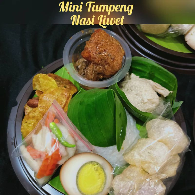 Tumpeng Mini (Nasi Liwet)