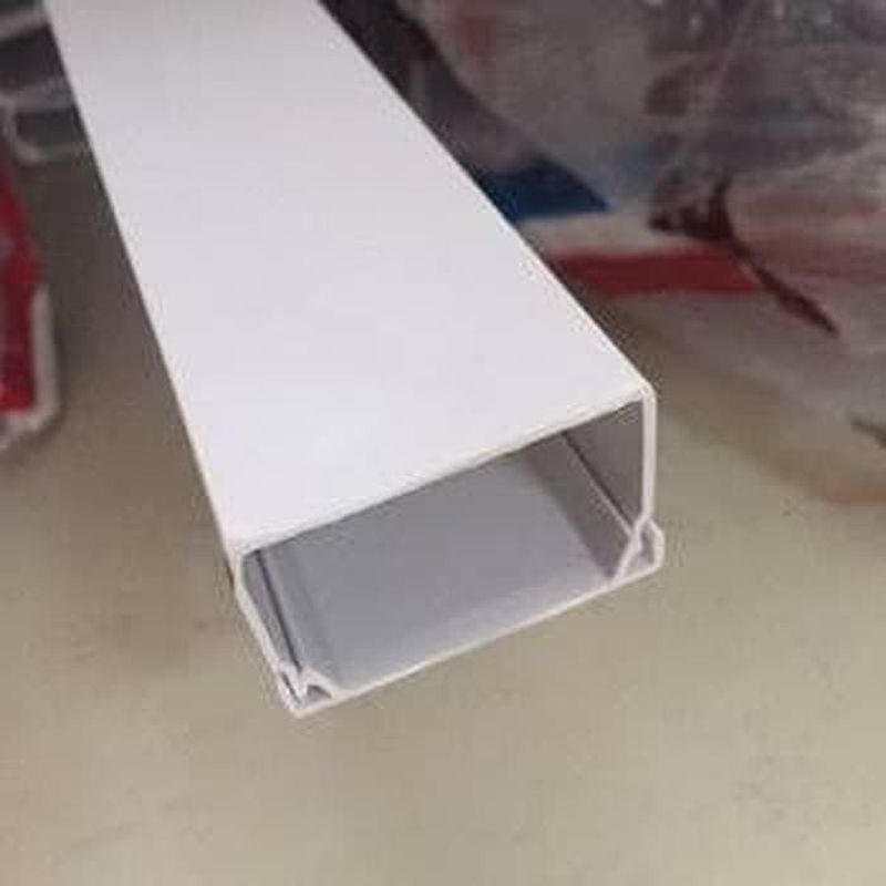 DAK KABEL 40 x 40 mm