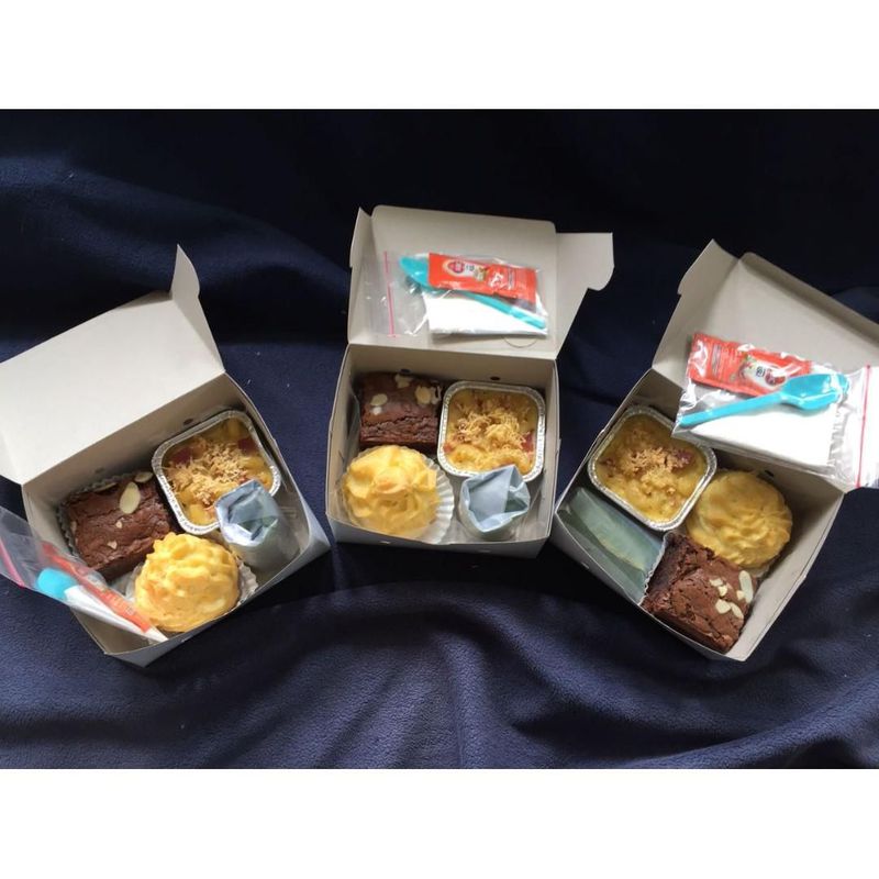 Paket Snack Box (Harga sudah termasuk Pajak)