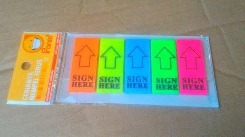 Post It Pronto Sign Here