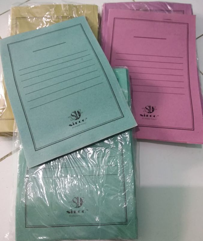 Stop Map Kertas Merah, Hijau, Kuning