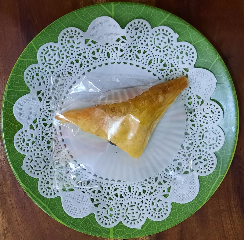 PASTRY COKLAT KATIE SNACK