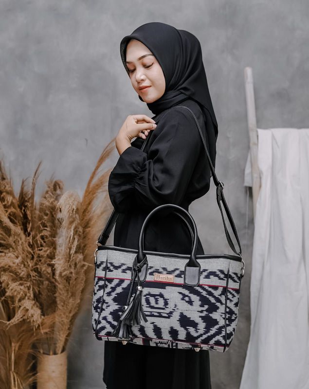Tas Batik - Anyelir